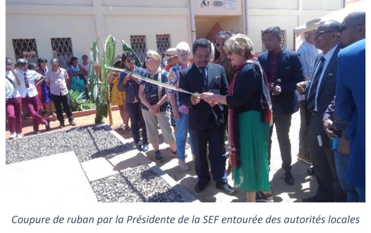 Inauguration Du Bloc Sanitaire Du College Et Du Lyc e Radama 1er De